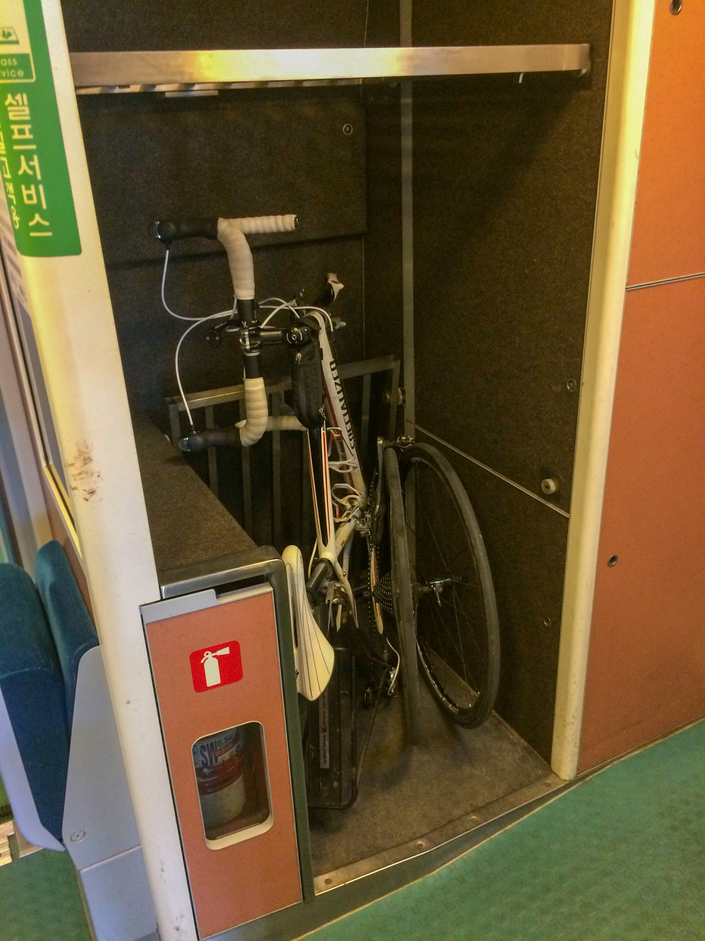 Cycling across South Korea on 4 Rivers Path - klauskomenda.net